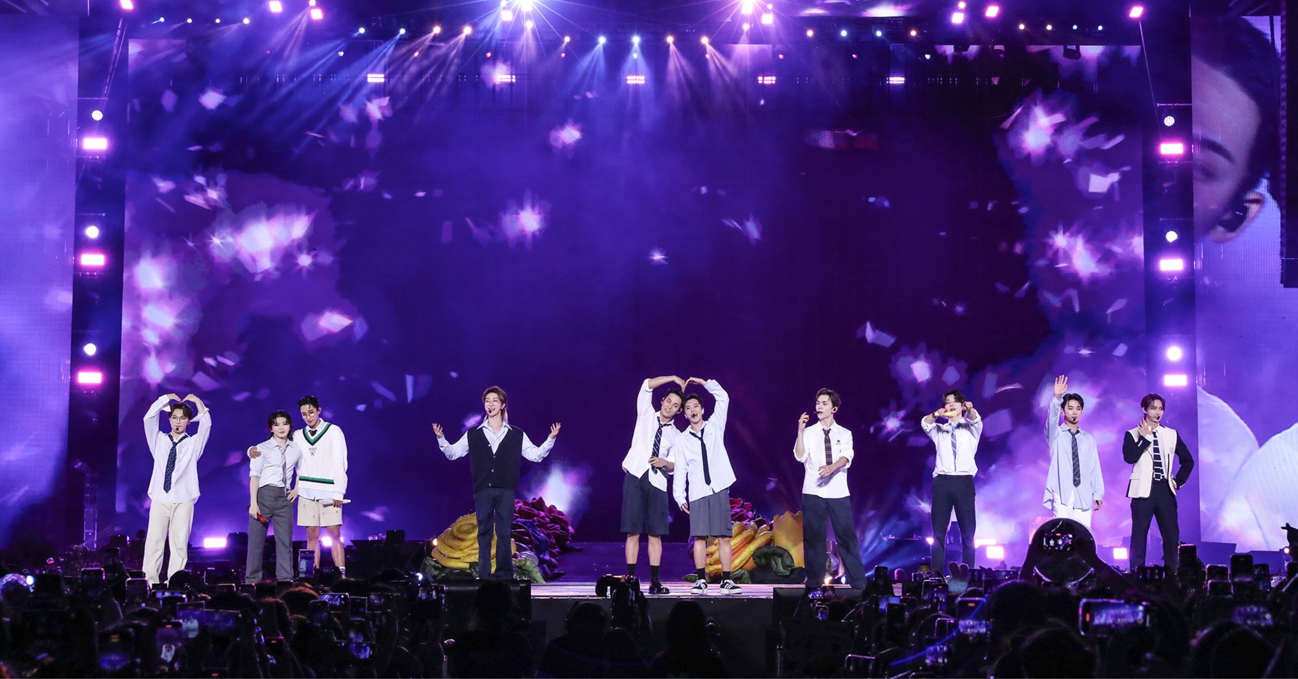 SEVENTEEN Is Closer Than Ever To Filipino CARATs In 'FOLLOW TO' Tour