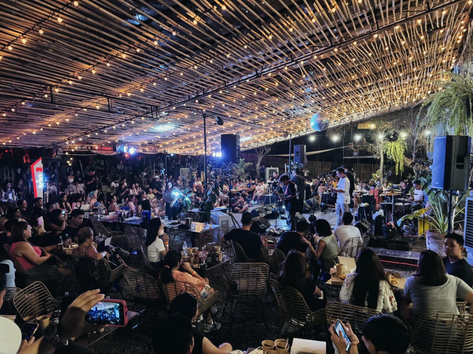 Catch Live Bands and DJs in These Pubs in La Union