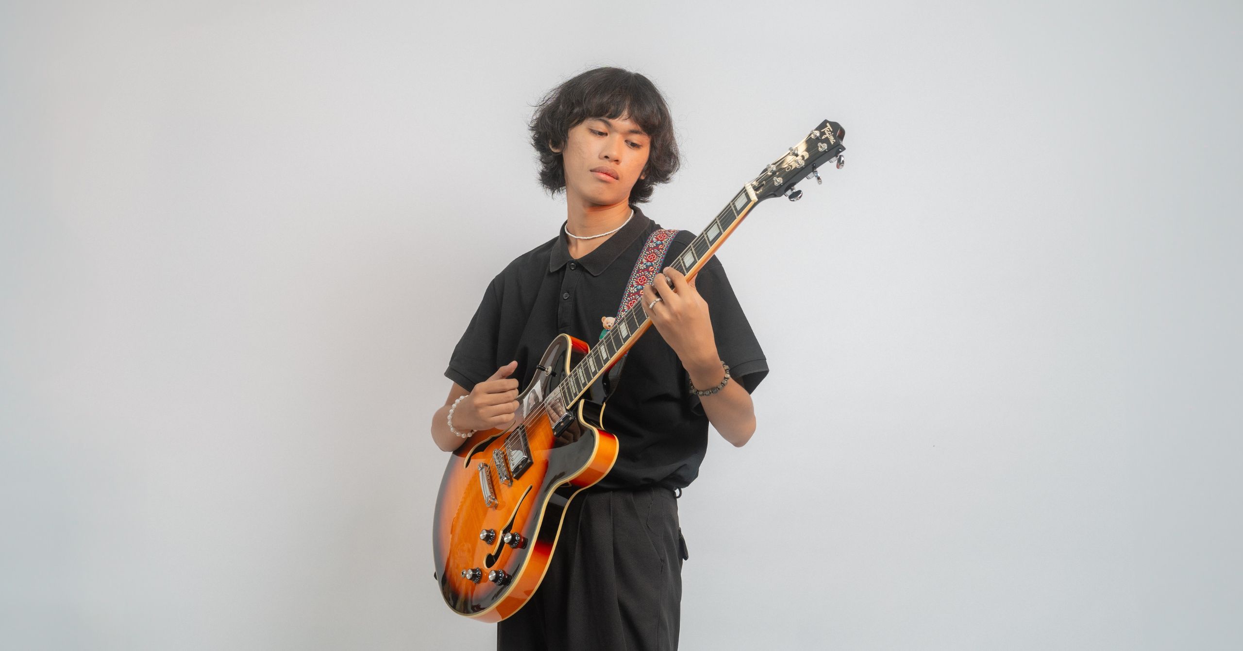 Frank Ely Releases New Single On Special Postcard Vinyl